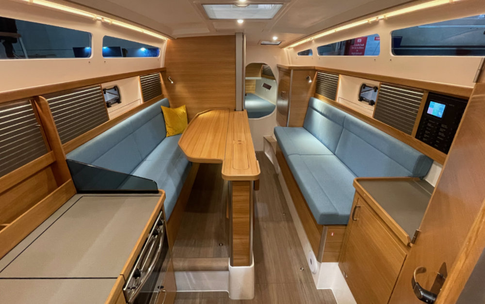 Dragonfly 36 | Multihull Solutions