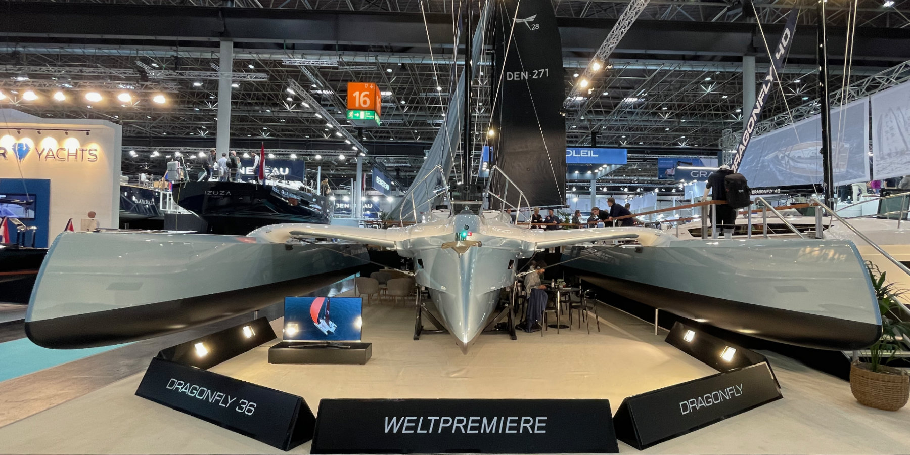 Dragonfly 36 | Multihull Solutions